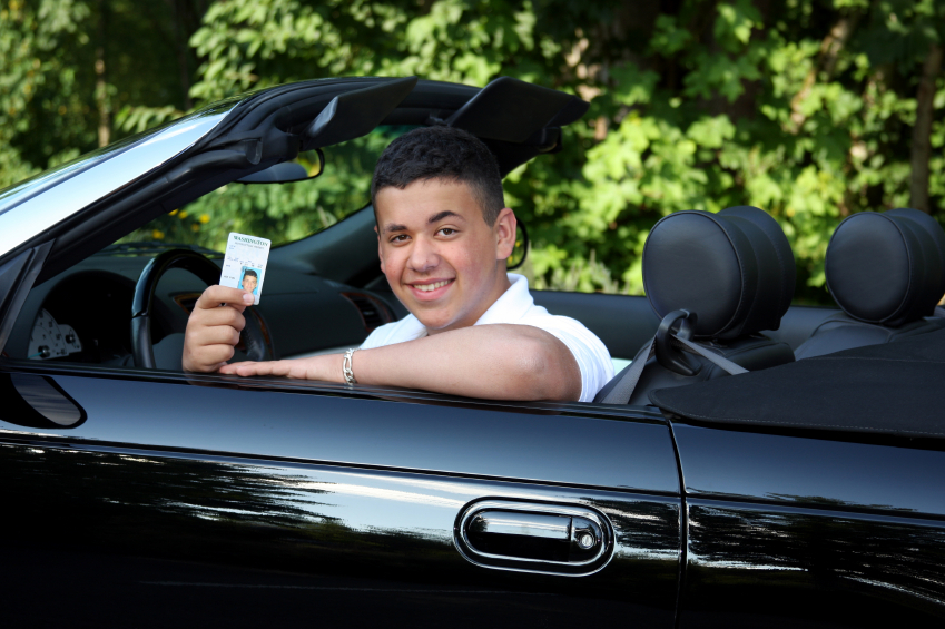 Choosing the Right Drivers Education Class For Your Teenage Driver